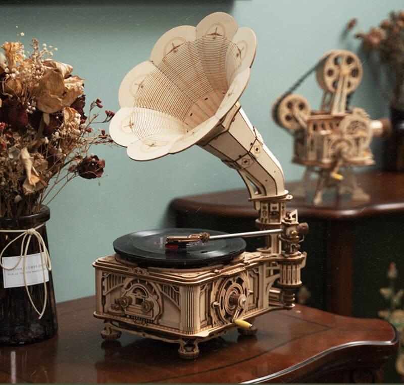 Hand Crank Classic Gramophone 3D Wooden Puzzle Kit - GYOBY TOYS